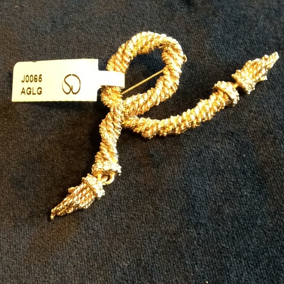 St. John Knits | Jewelry | St John Knits Sparkling Rope Dangle Brooch ...